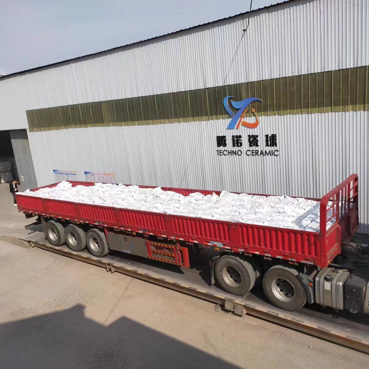 ABOUT US-TECNO CERAMIC